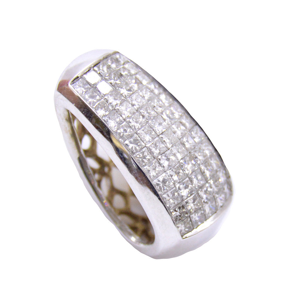 Princess pavé of Diamonds – Bobby's Jewelers